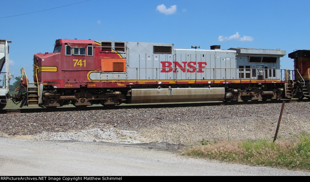 BNSF 741